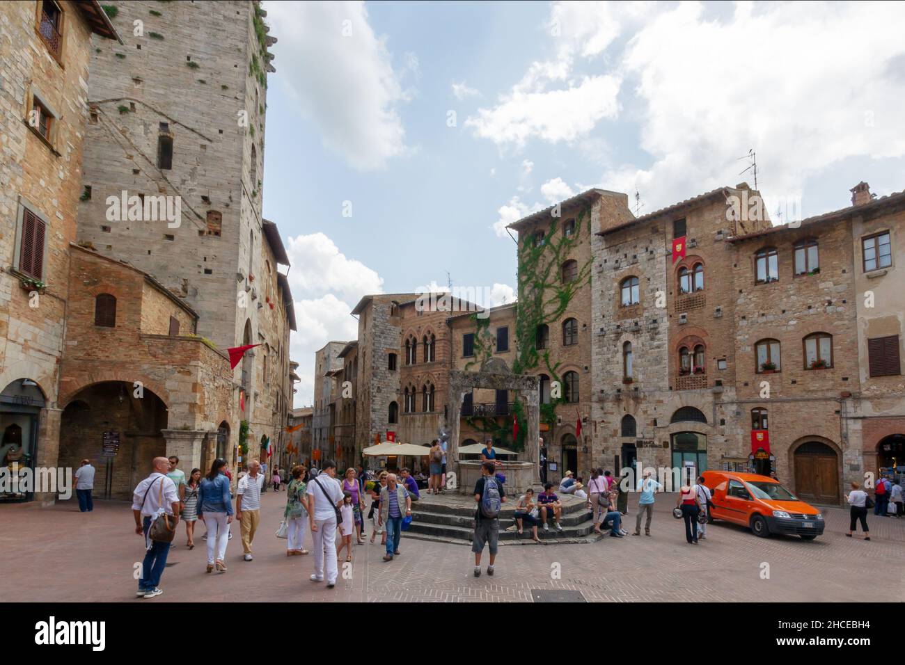 Piazza Cisterna square, San Gimignano, Tuscany, Italy, Europe Stock ...