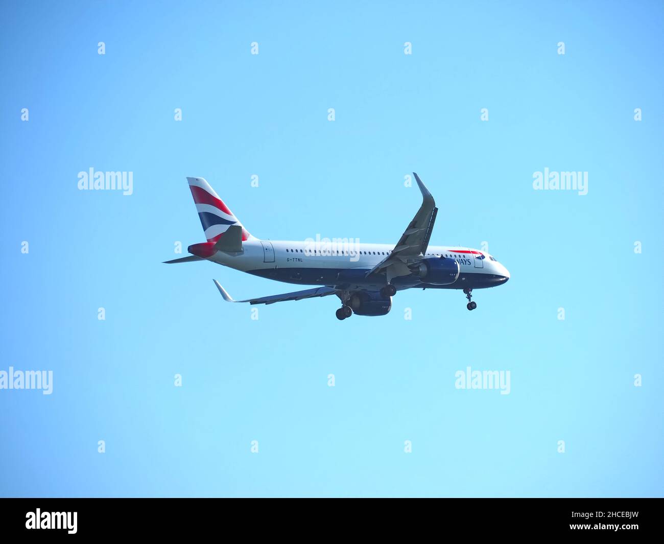 Flying logo hi-res stock photography and images - Alamy