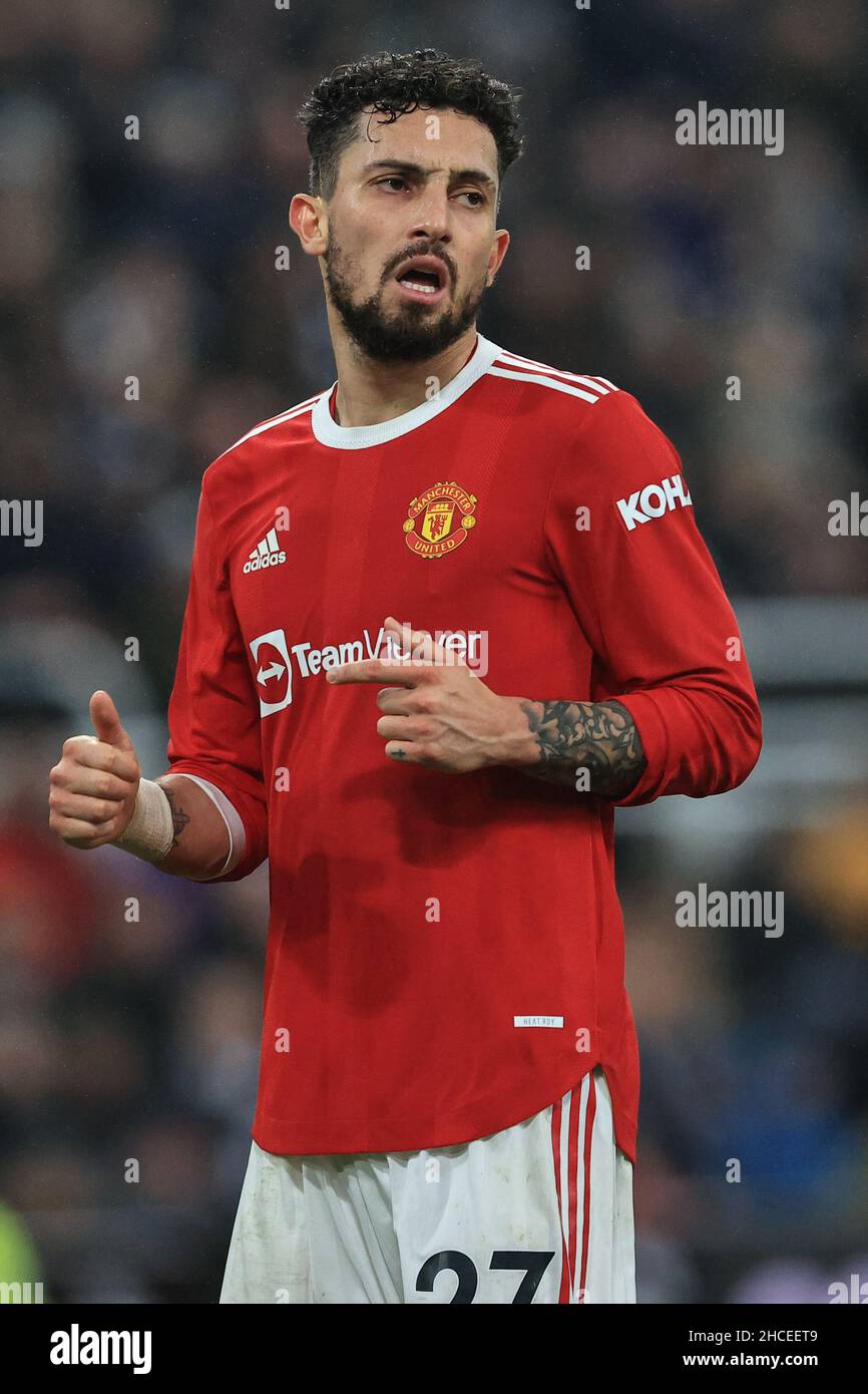 Premier league alex telles hi-res stock photography and images - Alamy