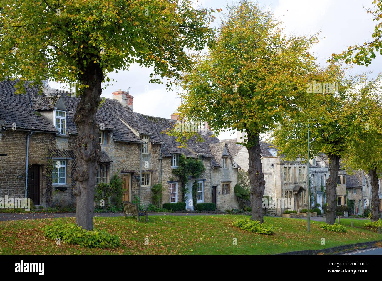View of Burford in the Cotswolds, showing the cottages and the ...