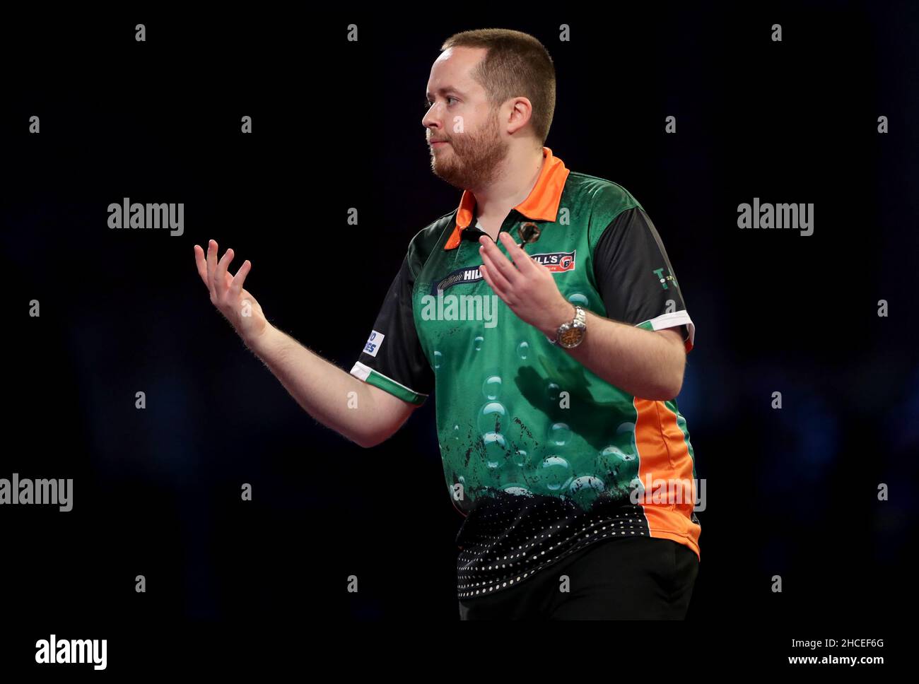 Steve Lennon reacts against Mervyn King during day eleven of the ...