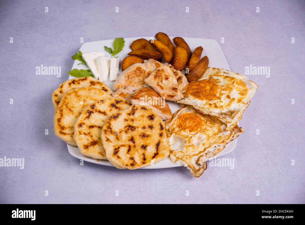 Arabic bread hi-res stock photography and images - Alamy