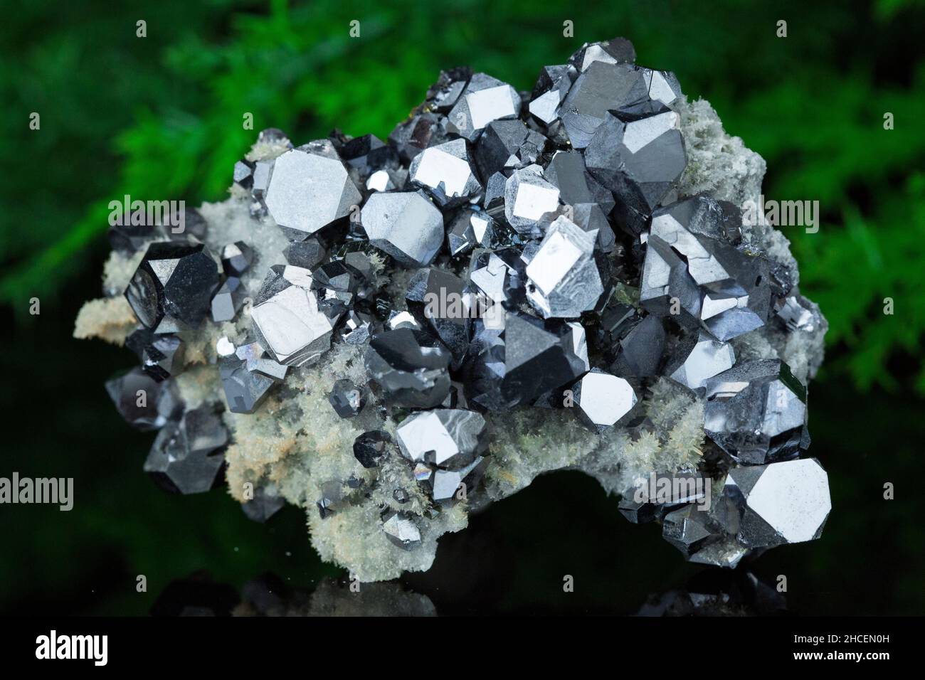 mineral specimen stone rock geology gem crystal Stock Photo - Alamy