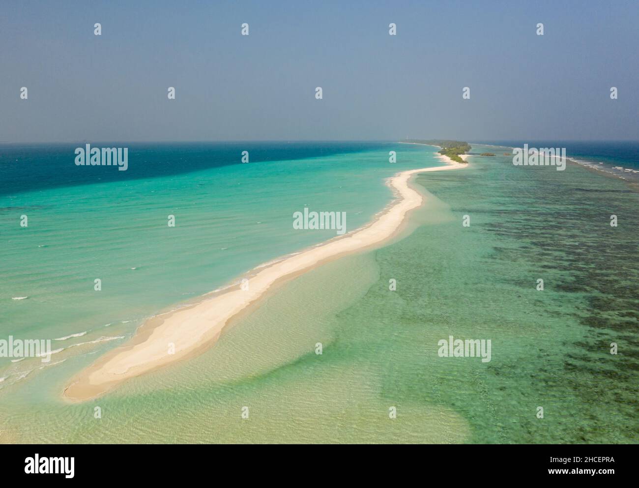 Ari atoll aerial hi-res stock photography and images - Alamy