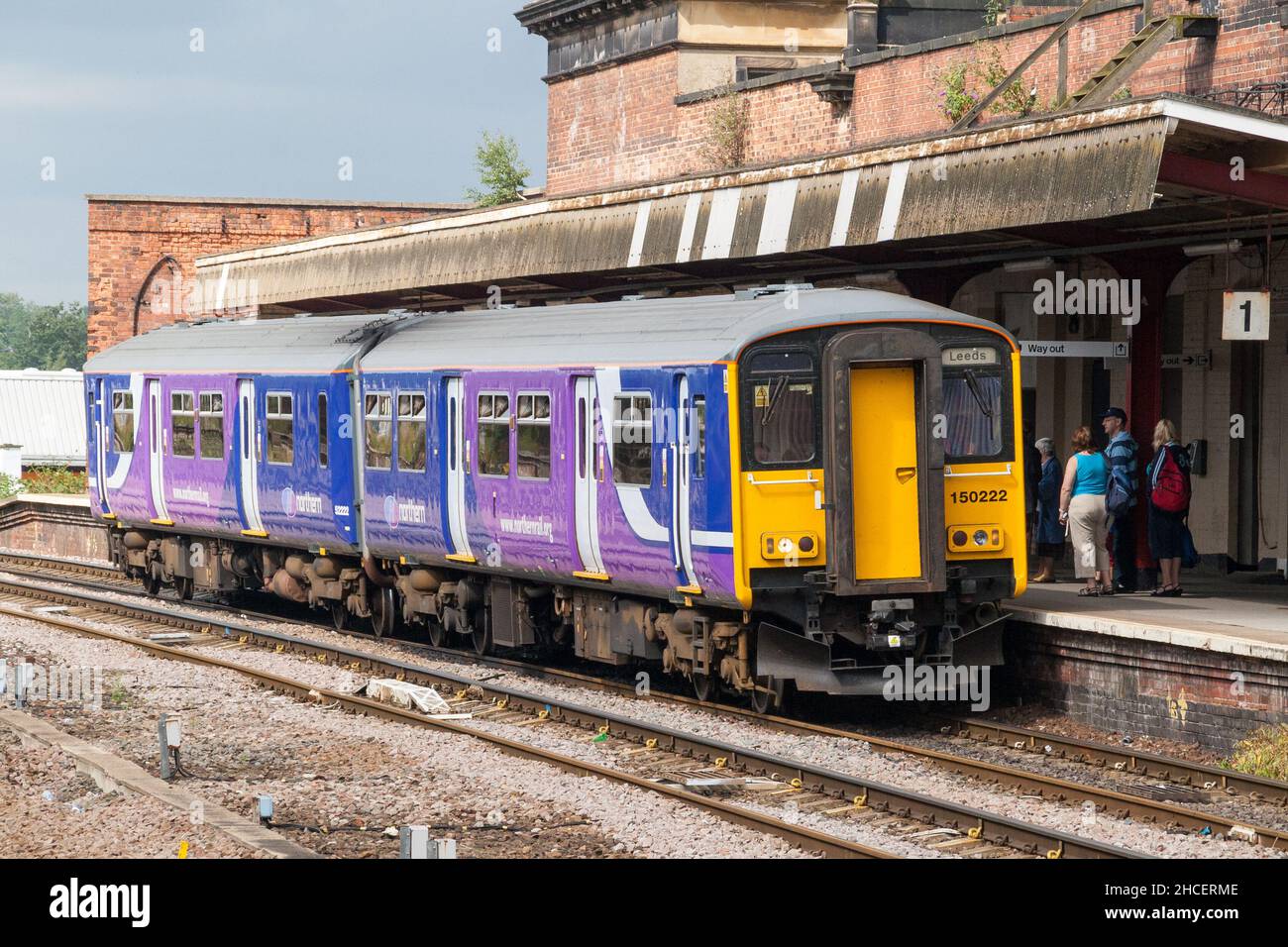 Class 150 diesel multiple unit hi-res stock photography and images - Alamy