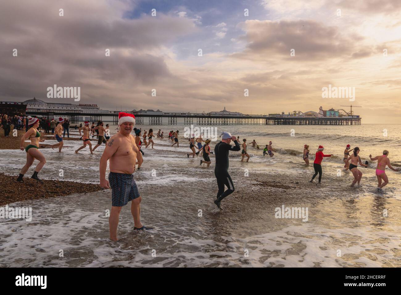 Sea swimming brighton hi-res stock photography and images - Alamy