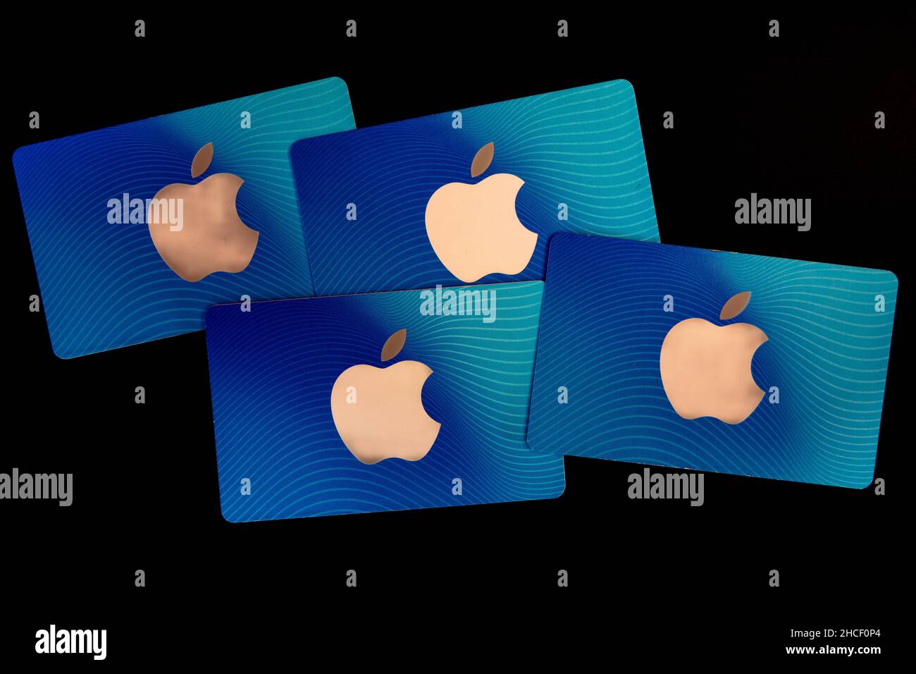 Apple gift cards hi-res stock photography and images - Alamy