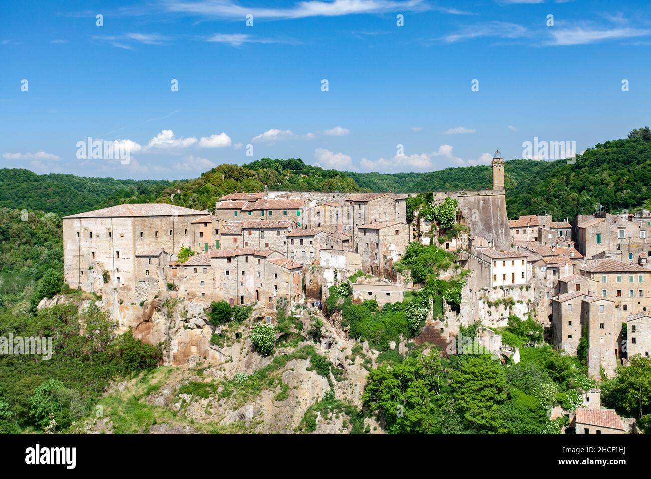 Cityscape of little etruscan origin town Sorano, Tuscany, Italy Stock ...