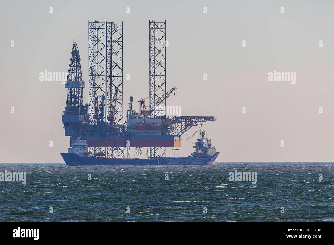 Offshore platform open hi-res stock photography and images - Alamy