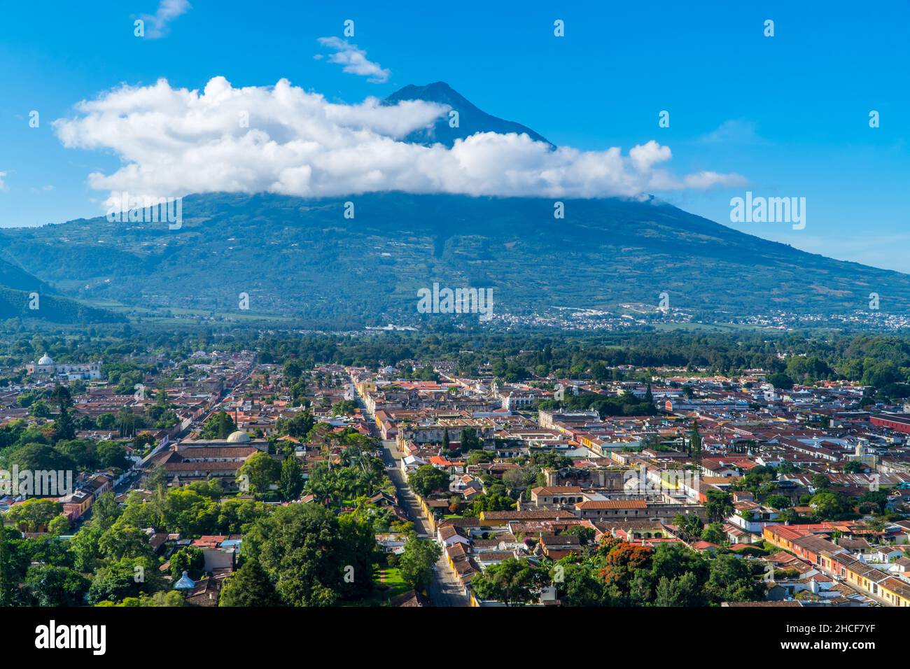 Guatemala city skyline hi-res stock photography and images - Alamy