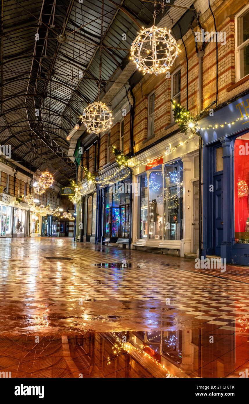 Westbourne shopping arcade Stock Photo - Alamy