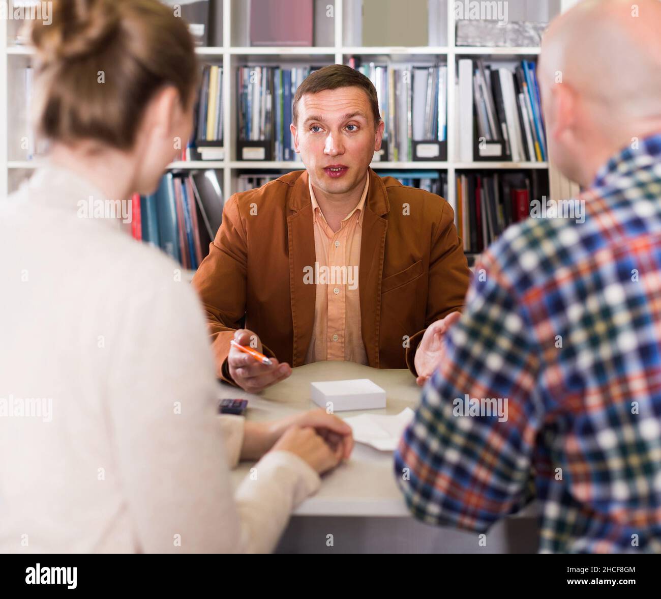 Successful marketplace hi-res stock photography and images - Alamy