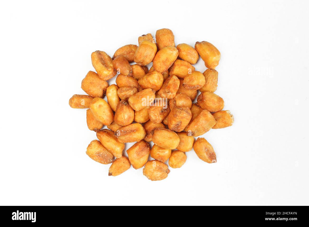 Pile of roasted corn seeds isolated on white background. Crunchy and ...