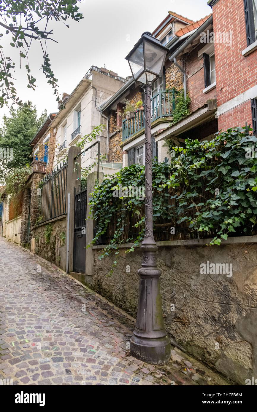 Paris, picturesque neighborhood of the Mouzaia, in the 19e ...