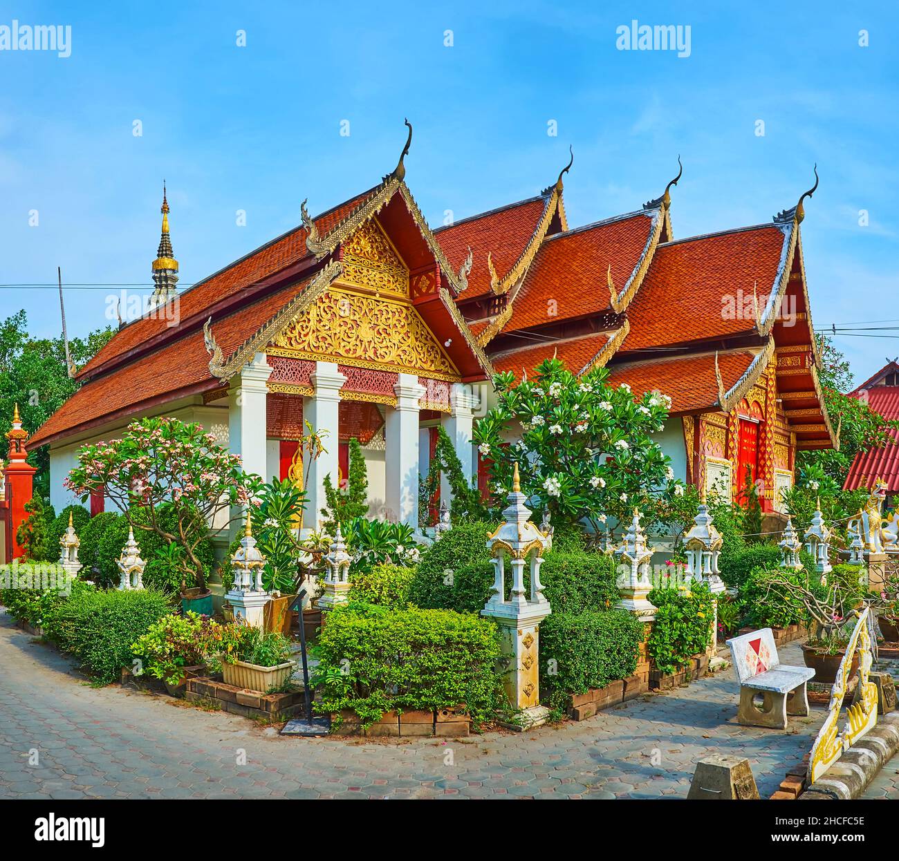 Wat mun tum hi-res stock photography and images - Alamy