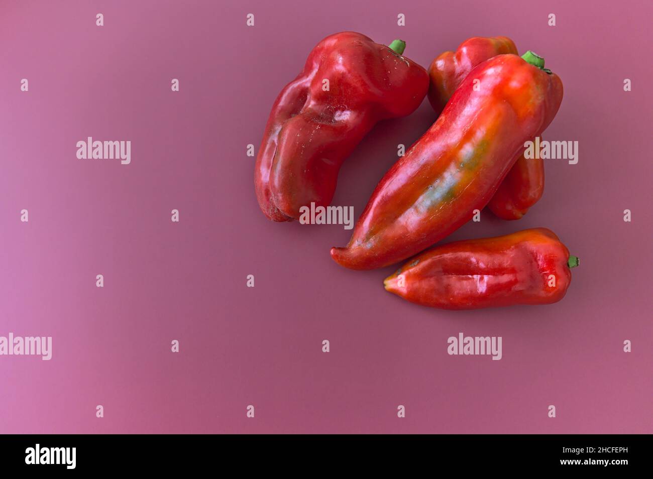 Fresh ripe peppers lying hi-res stock photography and images - Alamy