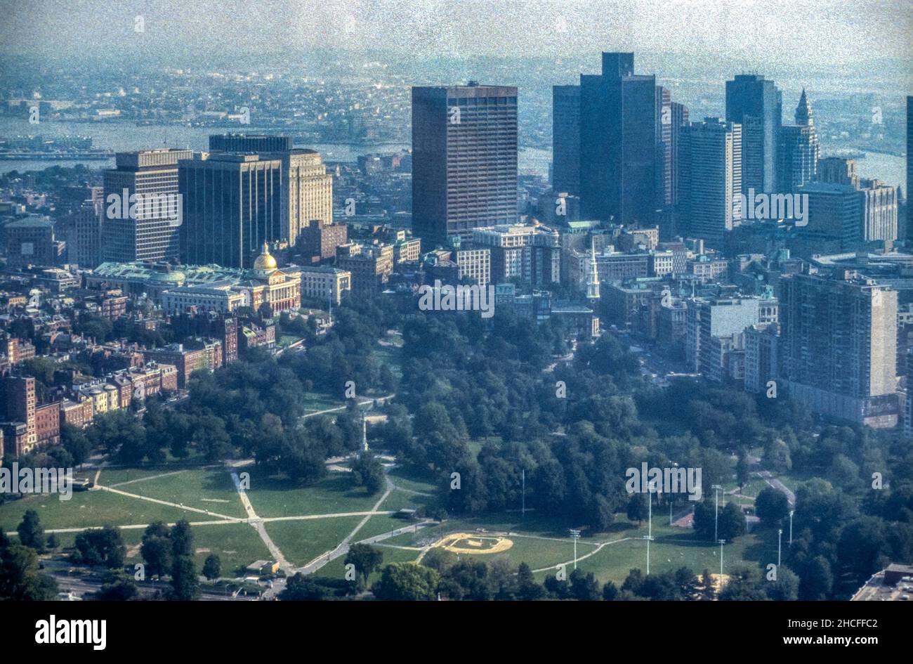 American skyline 1990s hi-res stock photography and images - Alamy