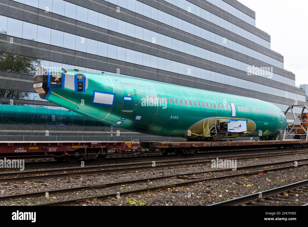 Seattle, USA. 13 Nov, 2021: A Boeing plane downtown seattle on rail ...