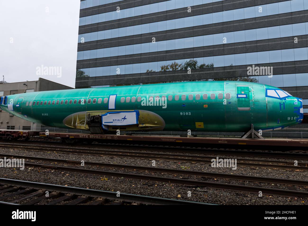 Seattle, USA. 13 Nov, 2021: A Boeing plane downtown seattle on rail ...
