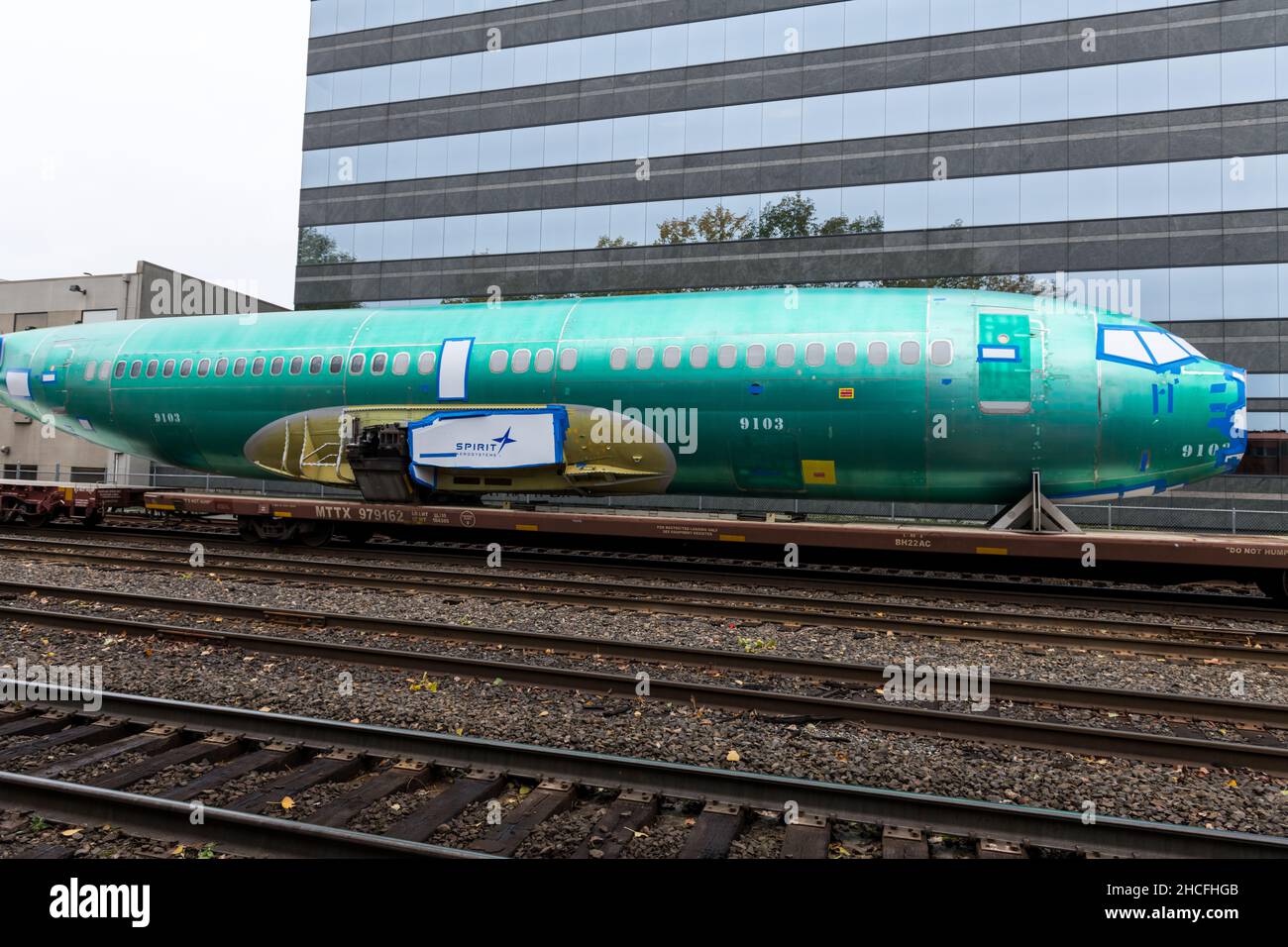 Seattle, USA. 13 Nov, 2021: A Boeing plane downtown seattle on rail ...