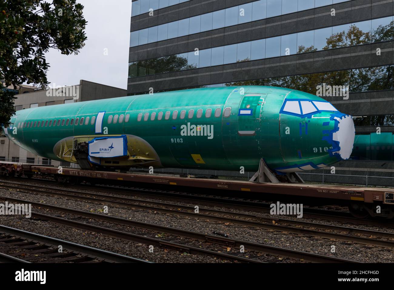 Seattle, USA. 13 Nov, 2021: A Boeing plane downtown seattle on rail ...
