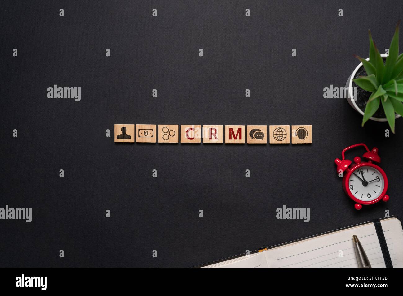 Social media icons cubes hi-res stock photography and images - Alamy