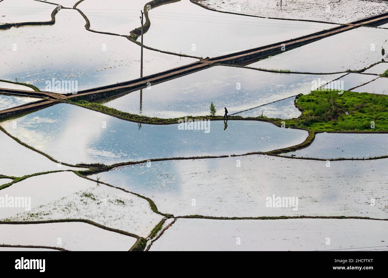 Villagers walk hi-res stock photography and images - Alamy