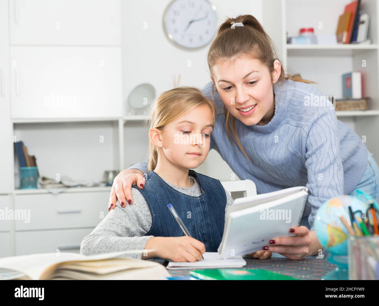 Teen girl daughter child schoolgirl hi-res stock photography and images ...