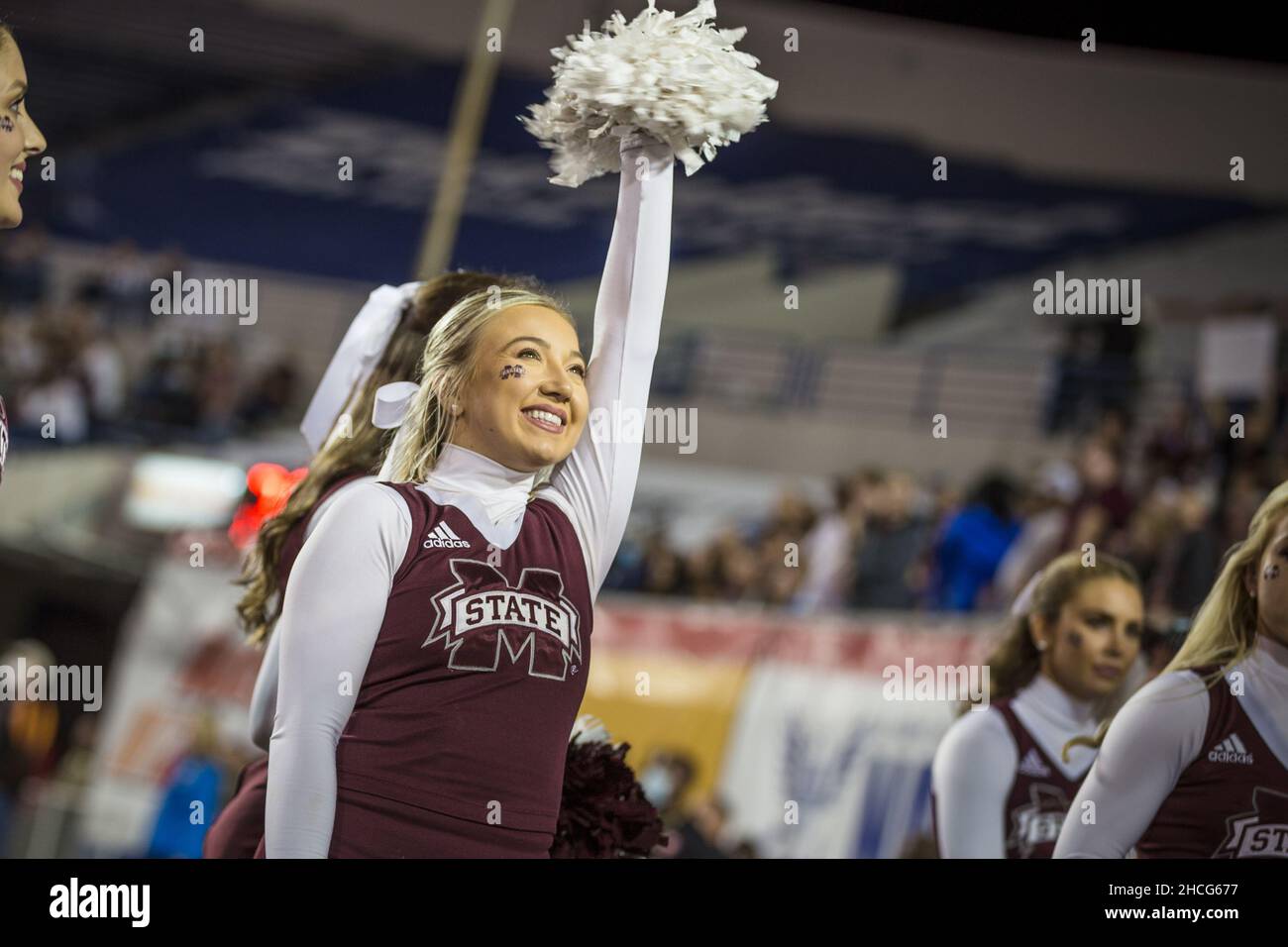 Mississippi state bulldogs cheerleader hi-res stock photography and ...