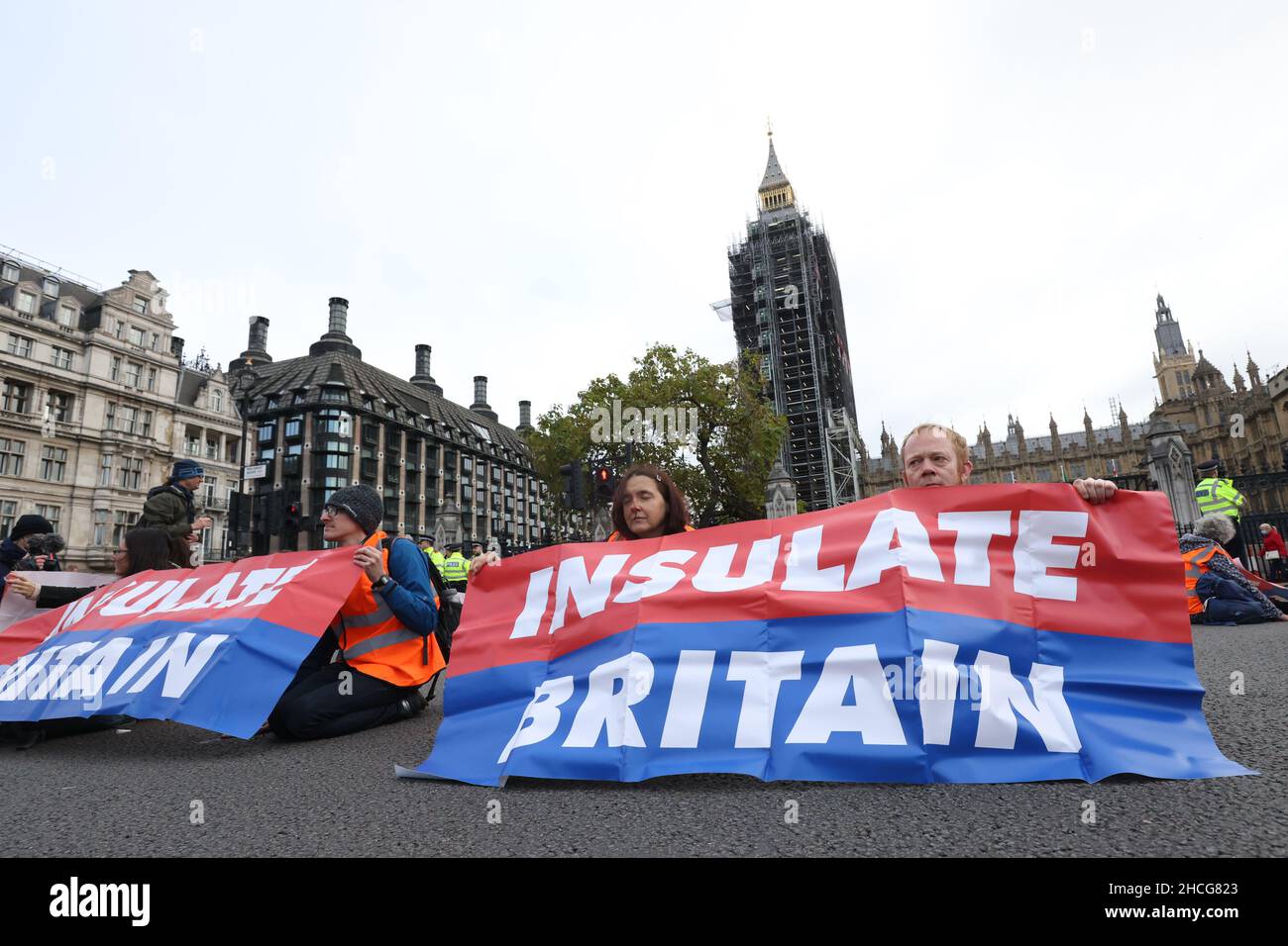 Insulate britain road hi-res stock photography and images - Alamy