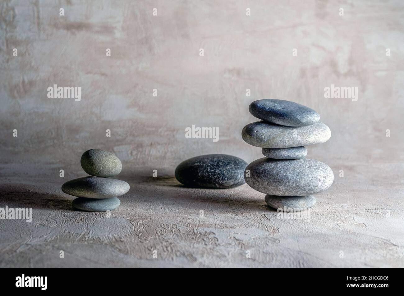 Pebbles zen motif hi-res stock photography and images - Alamy