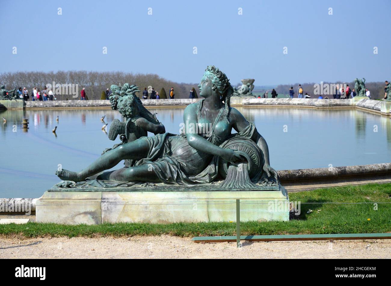 Statue in the gardens of Versailles Palace, Paris (France Stock Photo ...