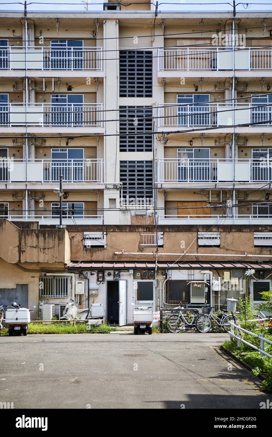 Toei koenji apartment buildings hi-res stock photography and images - Alamy