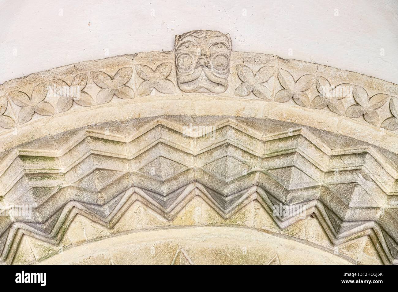 Dog tooth moulding hi-res stock photography and images - Alamy