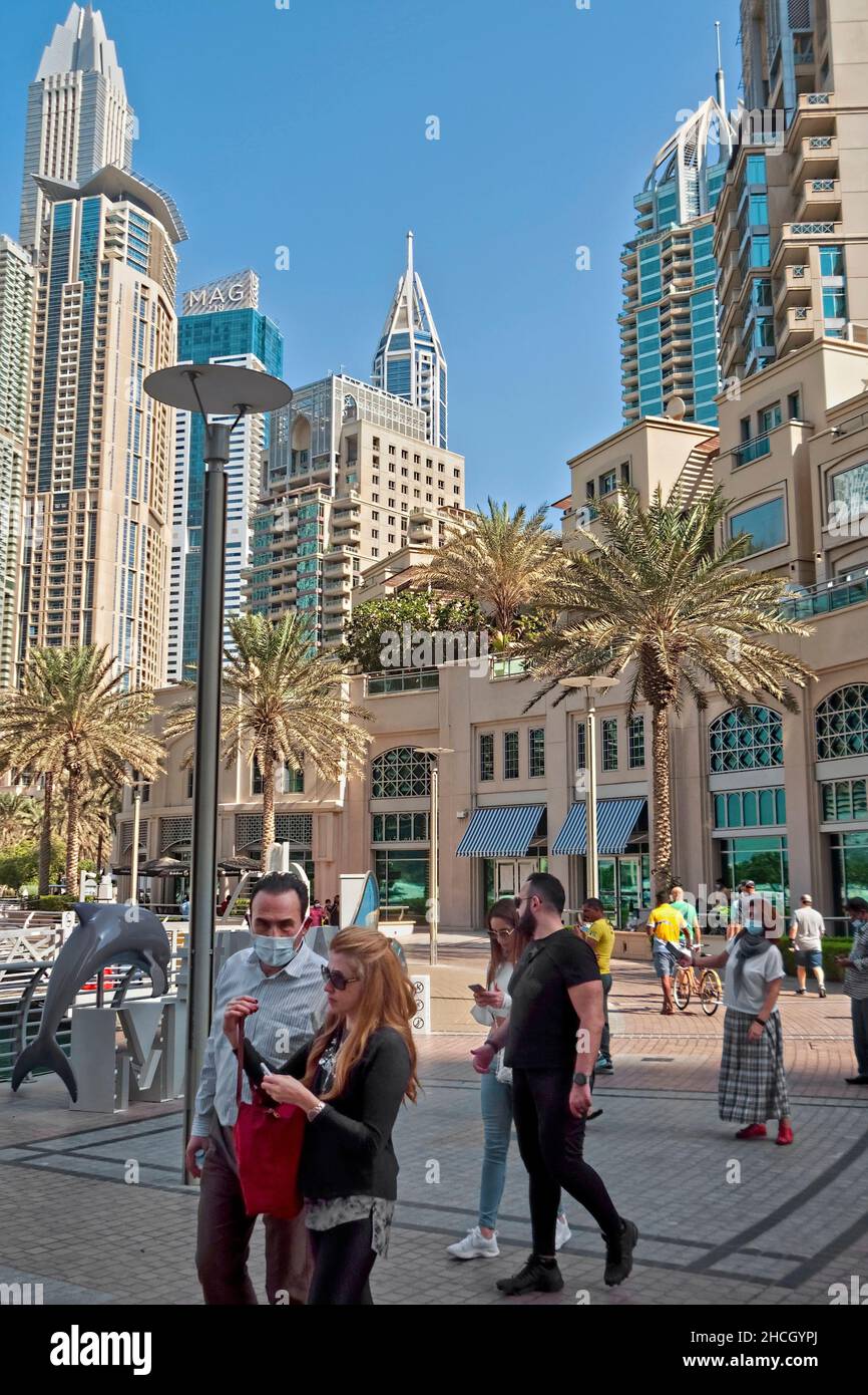 Dubai tourists hi-res stock photography and images - Alamy