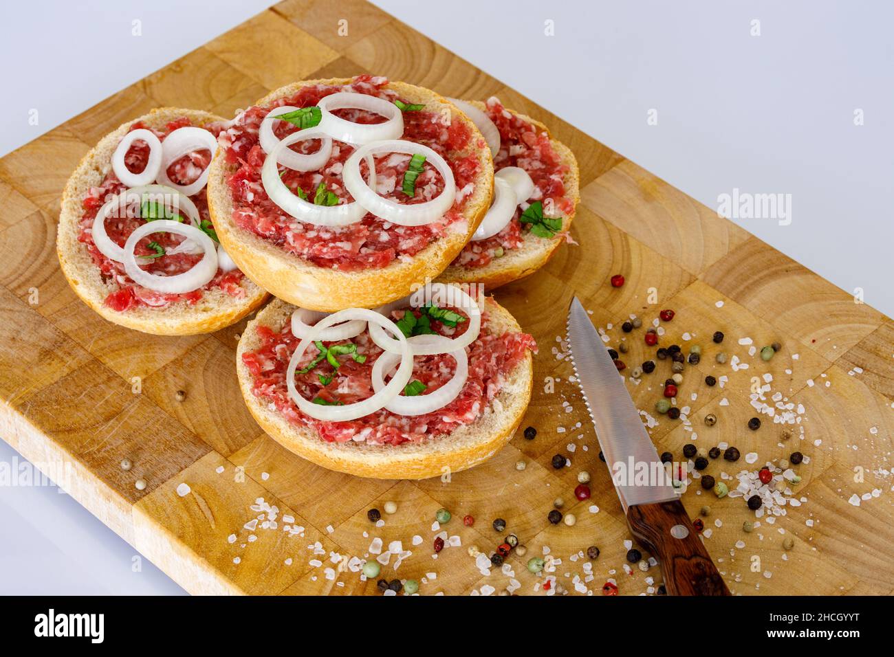 Minced meat buns hi-res stock photography and images - Alamy