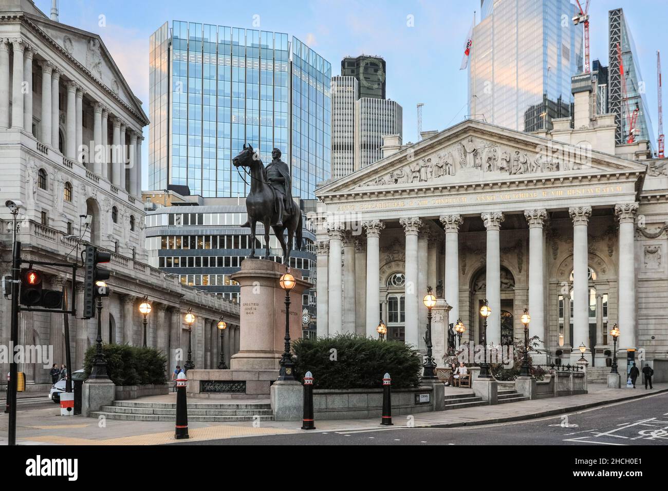 Old london stock exchange building hi-res stock photography and images ...