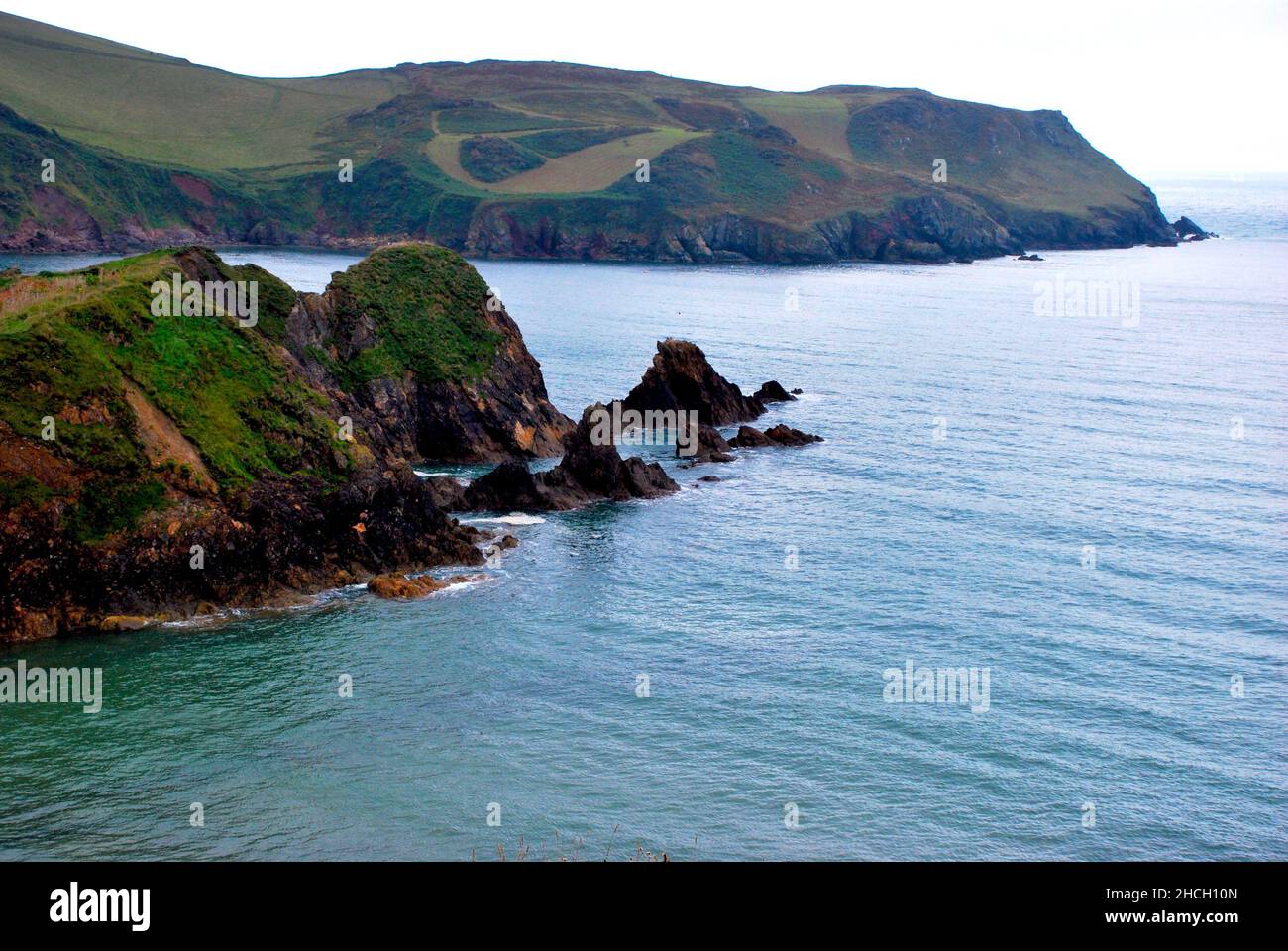 Hope cove in the summer hi-res stock photography and images - Alamy