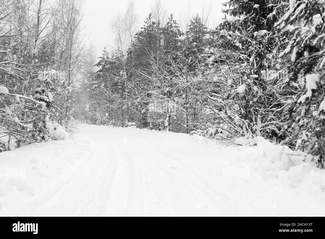 Sun snow vacation Black and White Stock Photos & Images - Alamy