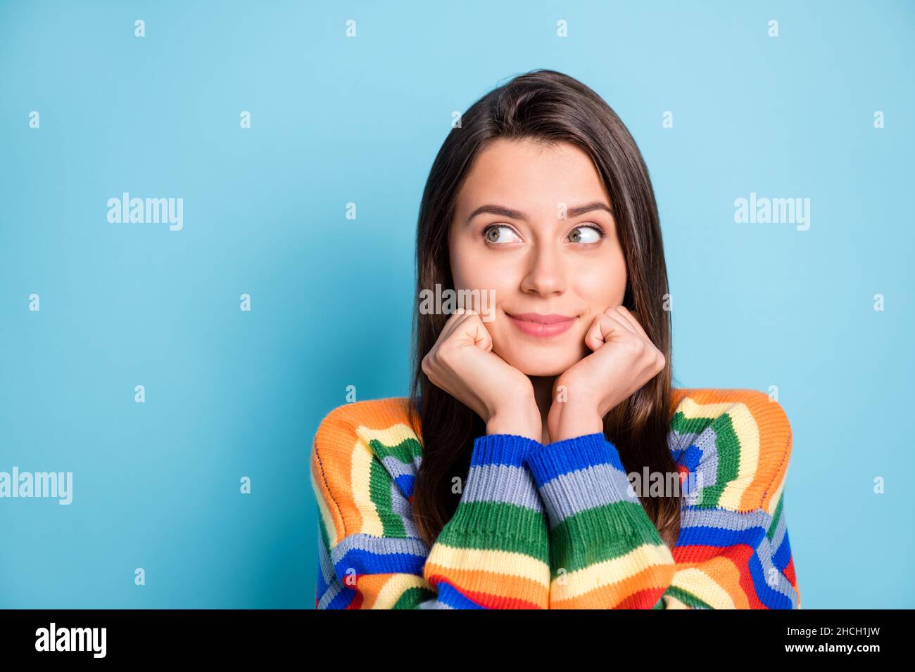 Portrait of pretty minded brown-haired girl thinking copy space clue ...