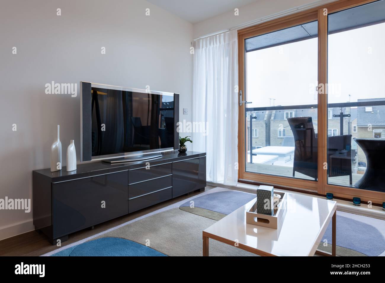 Cambridge, Cambridgeshire, England - Jan 18 2013: Modern stylish open ...