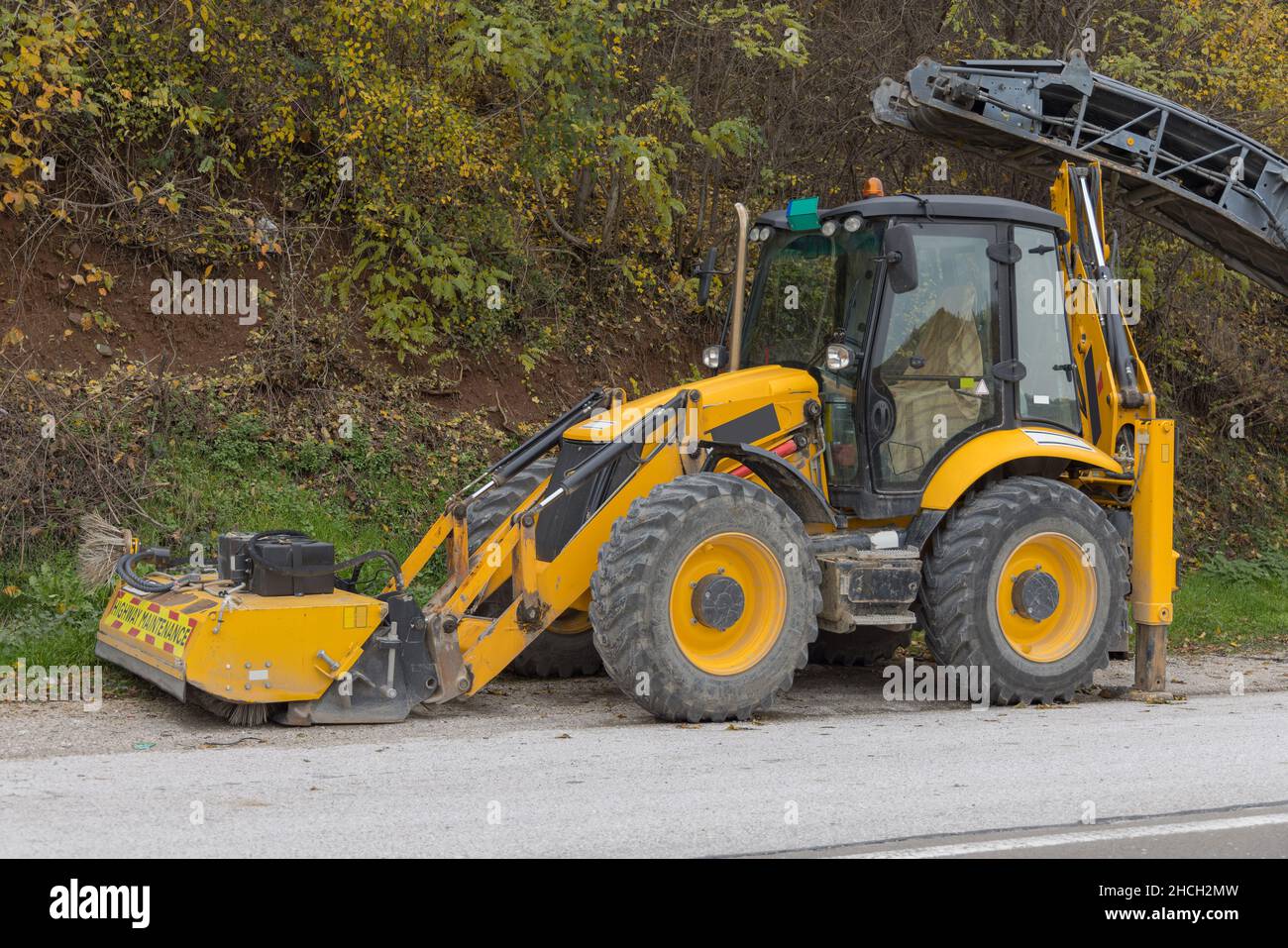 Highway Maintenance Machinery Cleaning Equipment Attachment Digger ...