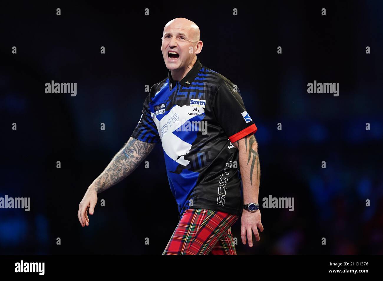 Alan during the world darts championship at alexandra palace hi-res ...