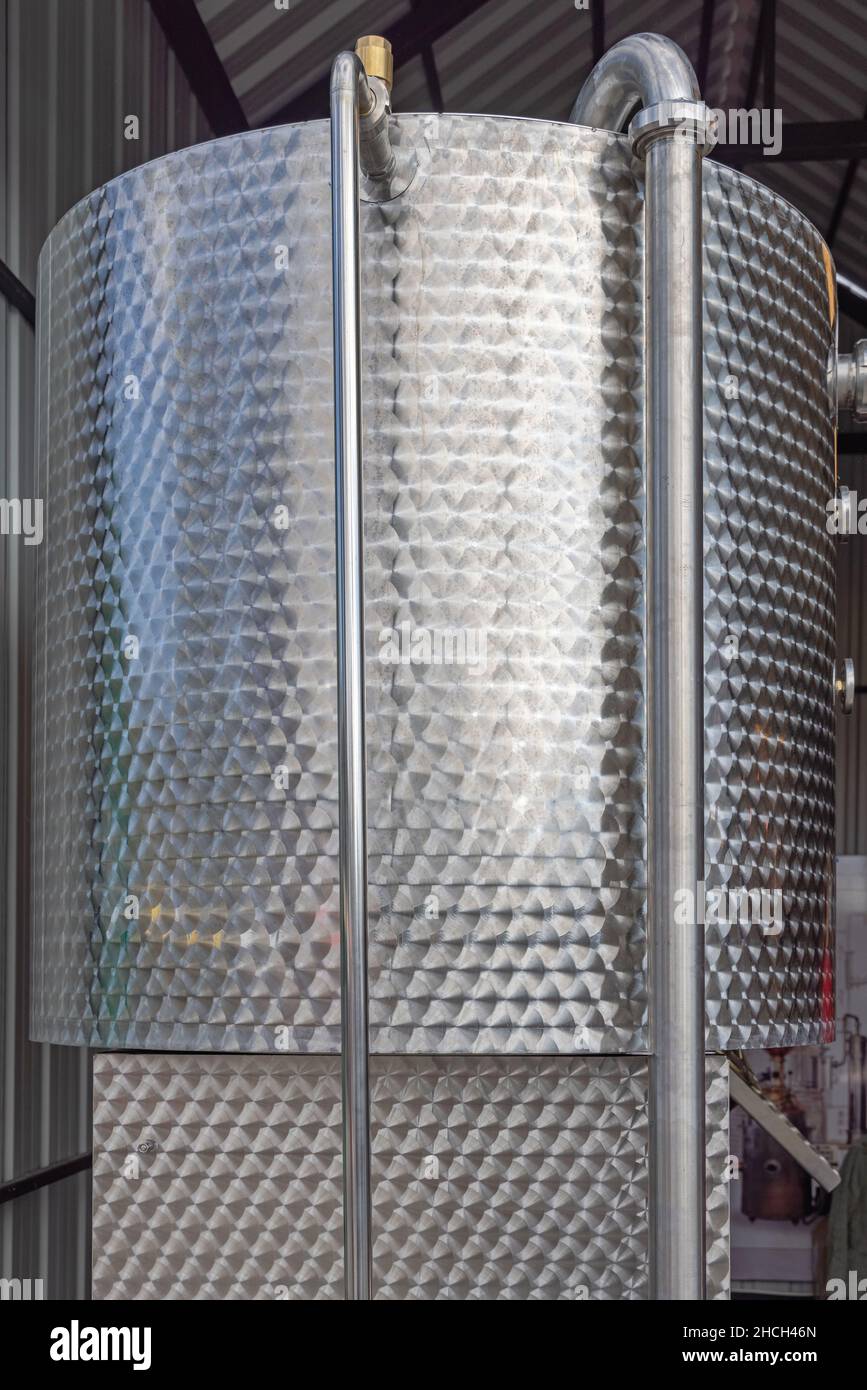 Big Vessel Cistern Tank Vinification Beverage Distillery Equipment ...