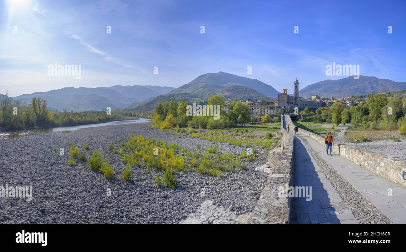 Ponte Gobbo over the Trebbia River, Bobbio, Piacenza, Italy Stock Photo ...