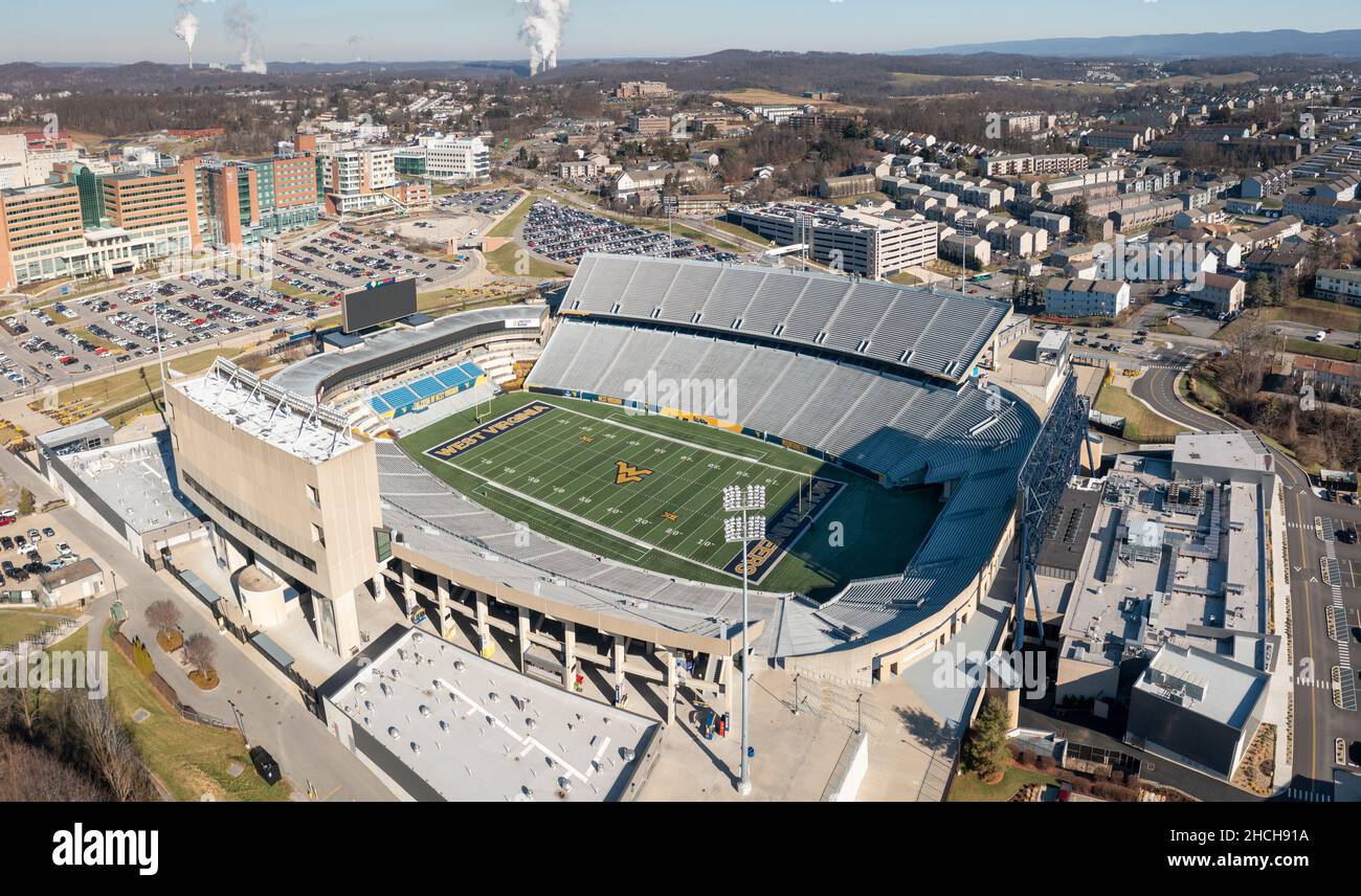 Wvu football stadium hi-res stock photography and images - Alamy