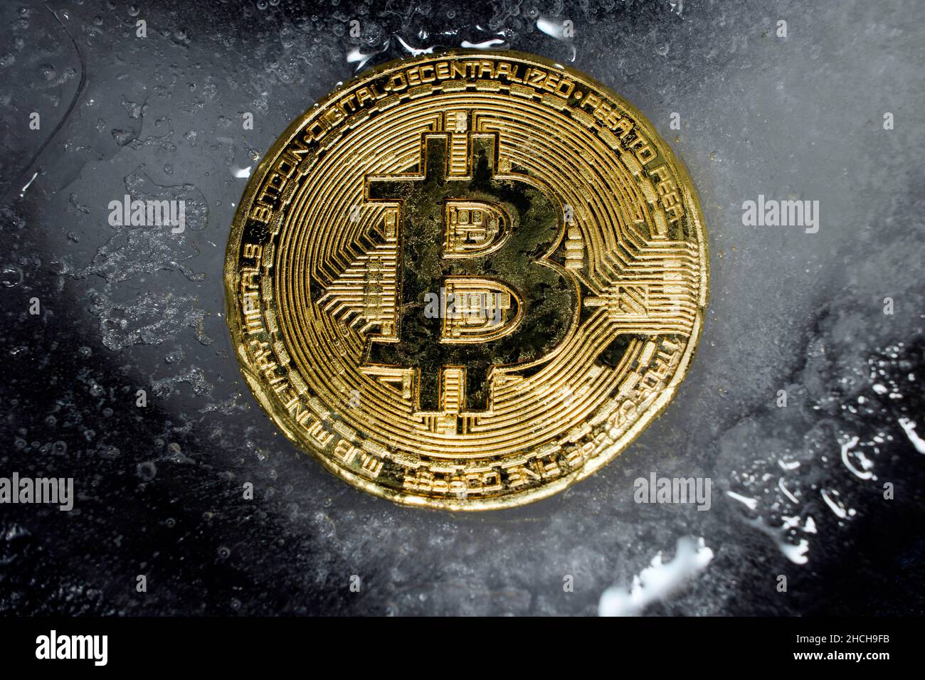 Cryptocurrency frozen hi-res stock photography and images - Alamy