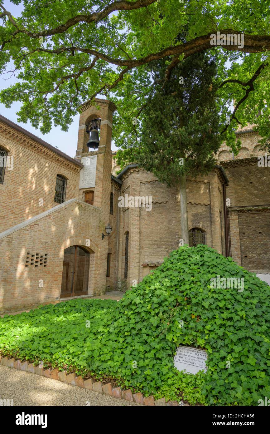 Former burial mound of Dante, Ravenna, Province of Ravenna, Italy Stock ...