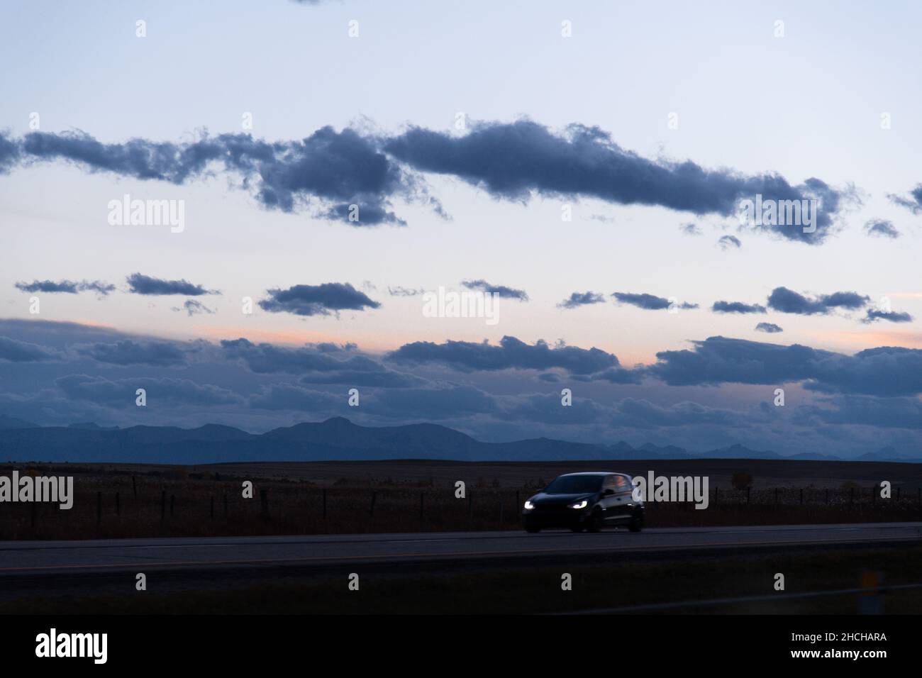 Car driving in countryside hi-res stock photography and images - Alamy