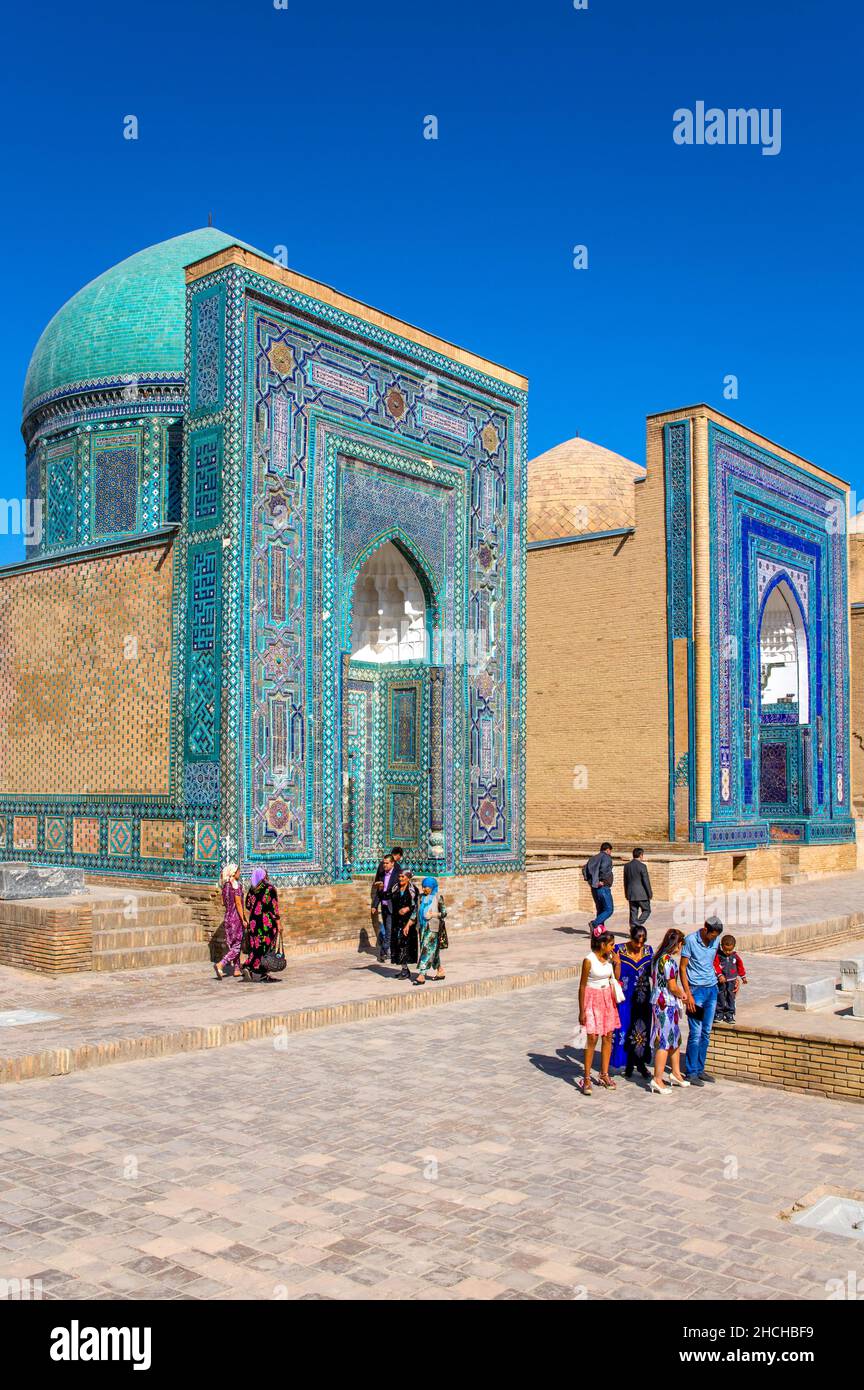 Shohizinda, Tomb Street of 11 Mausoleums, Samarkand, Uzbekistan ...